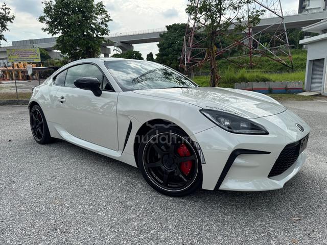 2022 Toyota GR86 2.4 RZ Rays wheel GT wing low mil - Cars for sale in ...