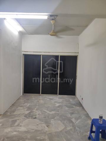 Apartment for Sale, 3 Bedroom, 800 sq.ft, Sri Anggerik 1, Puchong ...