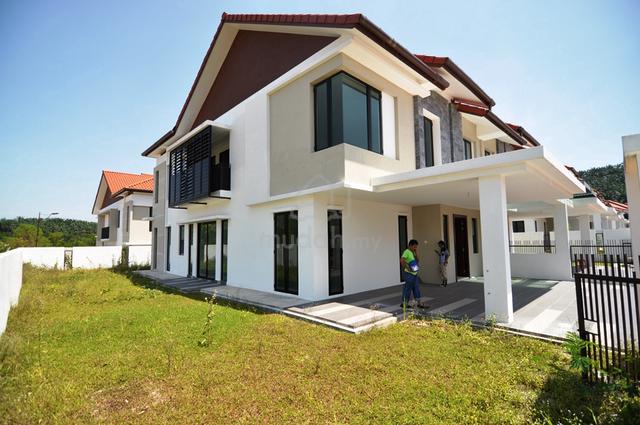 2-storey Terraced House for Sale, 4 Bedroom, 2600 sq.ft, Sepang ...