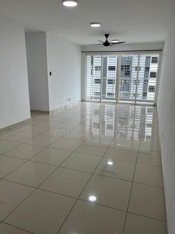 Condominium for Rent, 3 Bedroom, 1230 sq.ft, Bayu Sentul Condominium ...
