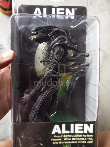 Alien action figure toy - Hobby & Collectibles for sale in Puchong ...