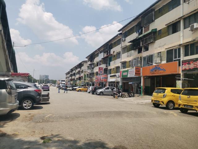Apartment for Sale, 2 Bedroom, 690 sq.ft, Taman Desa Serdang, Seri ...