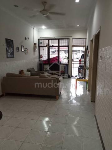 Taman Daya Jalan Pinang Single storey house for sale - House for sale ...
