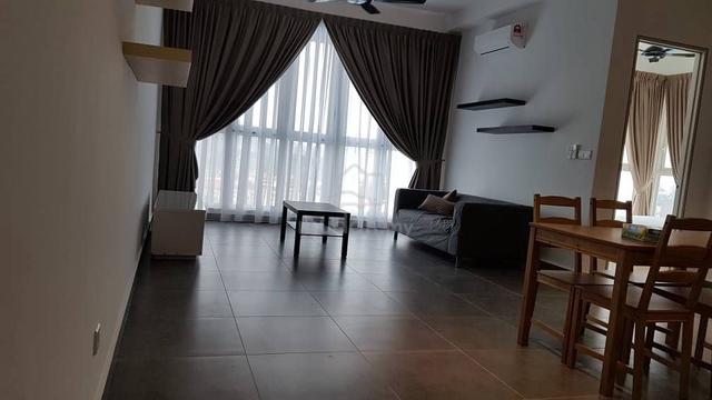 Service Residence for Sale, 2 Bedroom, 856 sq.ft, Sentrio Suites ...