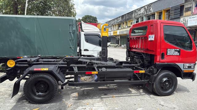 Lorry Roro Mitsubishi Fuso - Commercial Vehicle & Boats for sale in ...