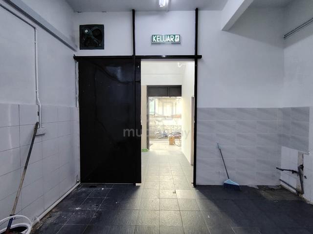 Shop lot for Rent, 1760 sq.ft, Subang Jaya, Selangor | Mudah.my