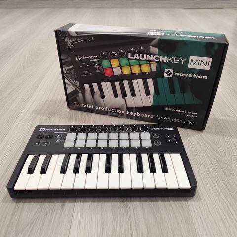 (New) Novation Launchkey Mini MK2 Keyboar - Music Instruments for sale ...