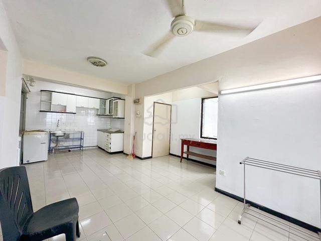 Condominium for Sale, 3 Bedroom, 750 sq.ft, Villa Condominium, Relau ...
