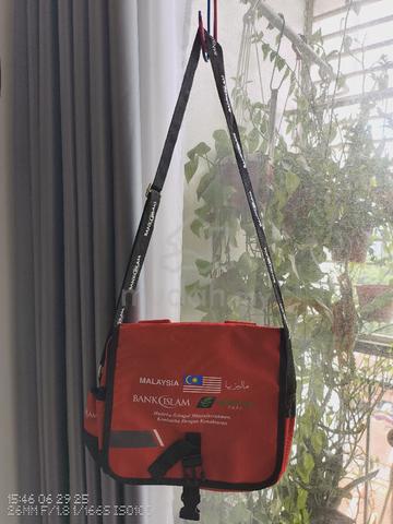 Beg Sling Tabung Haji 2025 Baru - Bags & Wallets for sale in Bangi ...