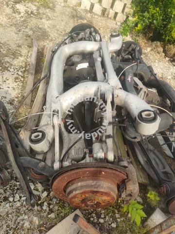Bmw E39 rear axle complete - Car Accessories & Parts for sale in ...