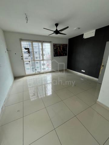 Condominium for Rent, 3 Bedroom, 1230 sq.ft, Bayu Sentul Condominium ...