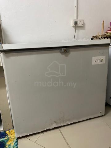 freezer besar (300L) - Home Appliances & Kitchen for sale in Bangi ...