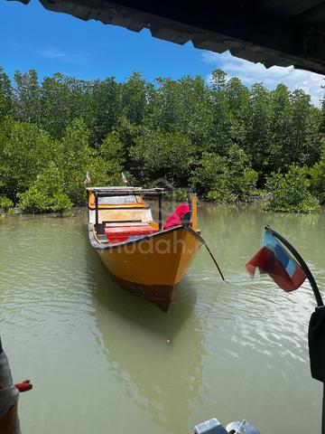 Bot/perahu kayu - Commercial Vehicle & Boats for sale in Papar, Sabah