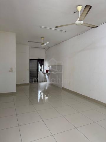 Terraced House For Rent 4 Bedroom 1600 Sq Ft Banting Selangor