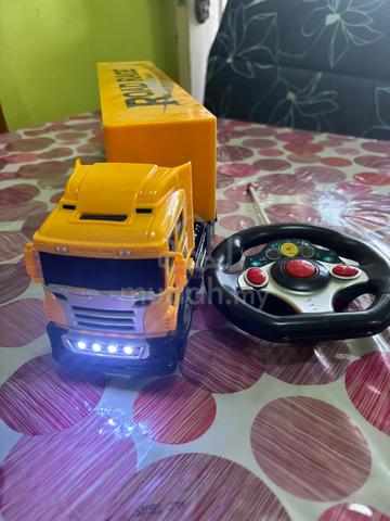 lorry control/lori mainan - Hobby & Collectibles for sale in Kuala ...