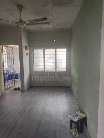Apartment for Rent, 3 Bedroom, 600 sq.ft, Kelompok Seri Anggerik, Bangi ...