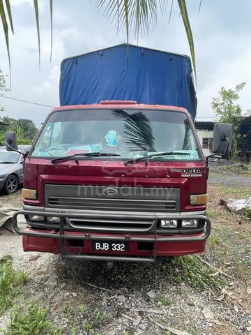 Hi lorry owner here - Commercial Vehicle & Boats for sale in Others ...