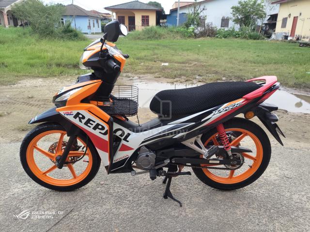 Honda wave dash 110 fi repsol starter cantik - Motorcycles for sale in Kota Bharu, Kelantan