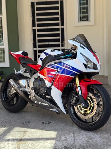 Honda CBR 1000RR Fireblade Tricolour - HRC Edition - Motorcycles for ...
