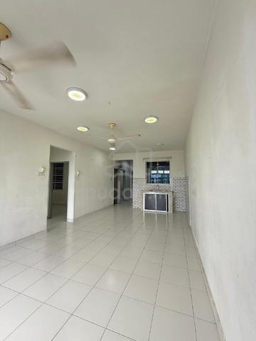 Condominium for Sale, 3 Bedroom, 973 sq.ft, Scott Towers @ Larkin JB ...