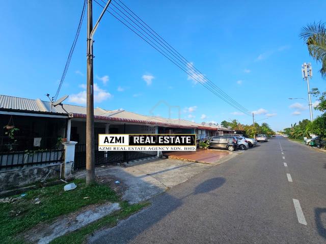 Front Awning Installed Single Storey Terrace Intermediate Desa Senadin ...