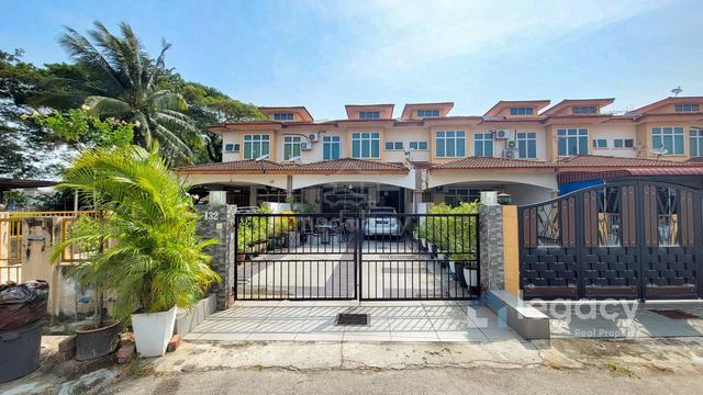 2-storey Terraced House for Sale, 4 Bedroom, 2360 sq.ft, Teluk Intan ...