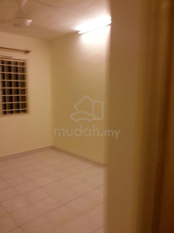 Apartment for Rent, 3 Bedroom, 650 sq.ft, Flora Damansara, Damansara ...