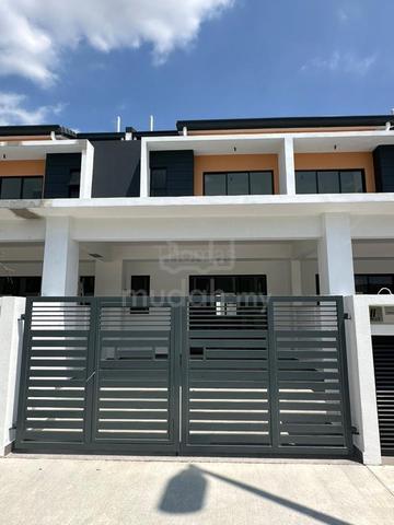 2-storey Terraced House for Sale, 3 Bedroom, 1170 sq.ft, Telok Panglima ...