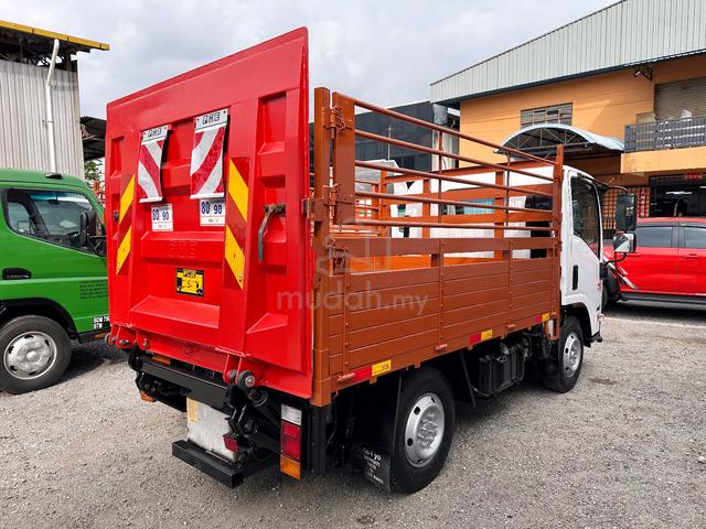 Isuzu NLR77UEE 3.0 2017 10ft Kargo v PHE Tail Lift - Commercial Vehicle ...