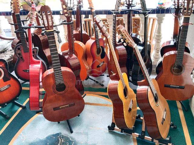guitar - Music Instruments for sale in Johor Bahru, Johor