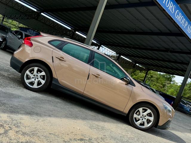 -2015- Volvo V40 2.0 CROSS COUNTRY T5 (A) FULL LON - Cars for sale in ...