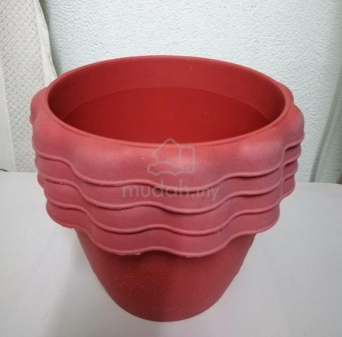 New Flower Pots - Garden Items for sale in Kota Kinabalu, Sabah