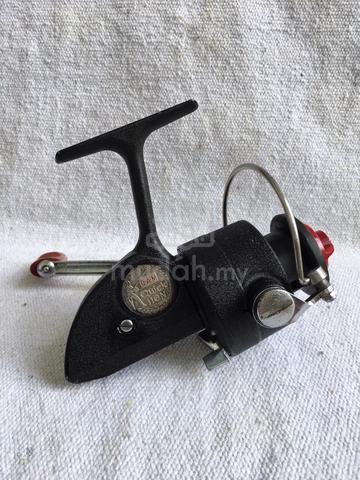Fishing reel DAM Quick 110N-Made in GERMANY - Sports & Outdoors for ...