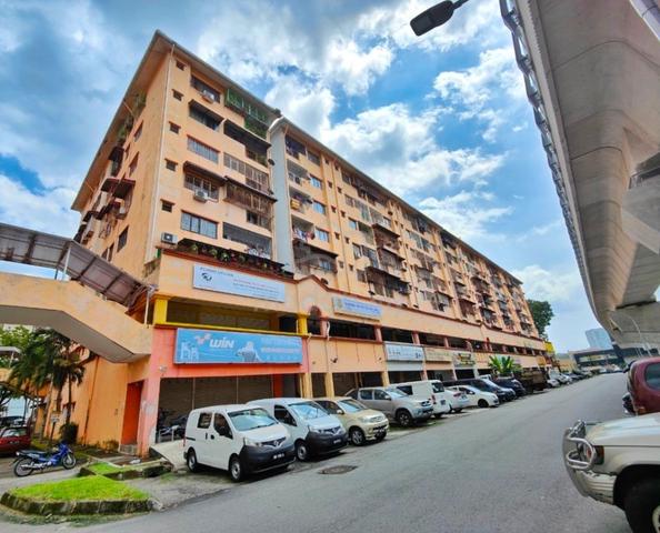 Apartment for Rent, 3 Bedroom, 750 sq.ft, Putra Ria Apartment (Seri ...