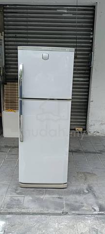 LG refrigerator fridge 2 door peti ais peti sejuk - Home Appliances & Kitchen for sale in I-City ...
