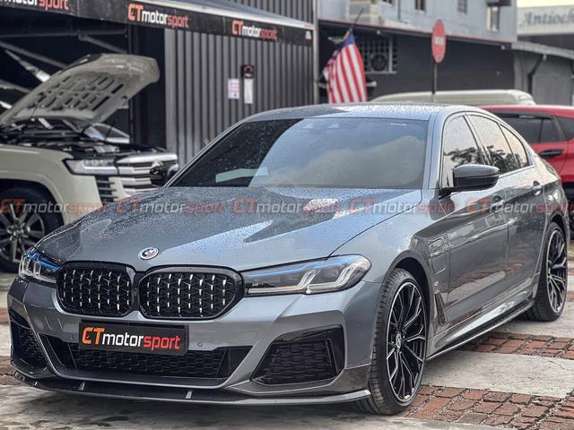 BMW G30 LCI M Performance Kit Carbon Set Bodykit - Car Accessories ...