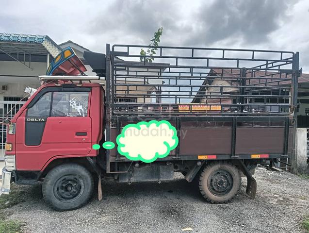 1 tan lorry year 2000. - Commercial Vehicle & Boats for sale in Ipoh, Perak
