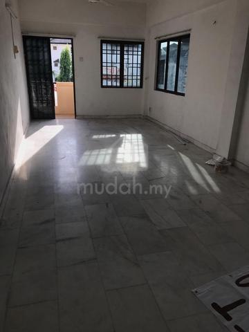 Shop lot for Sale, 1260 sq.ft, Relau, Penang | Mudah.my