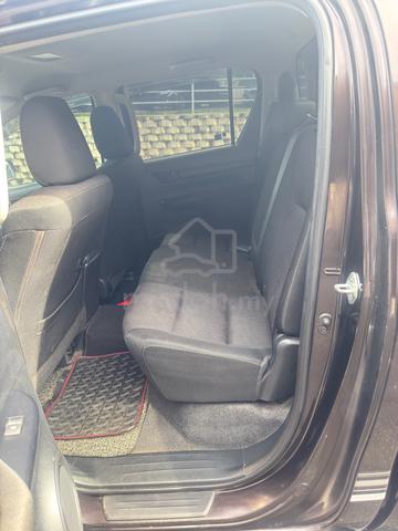 toyota / hilux double cab 2.4g at 4x4 - Cars for sale in Sungai ...