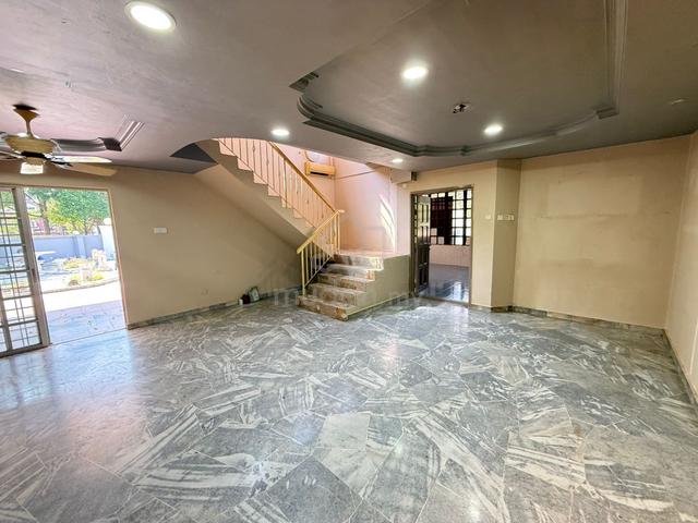 2-storey Terraced House for Sale, 5 Bedroom, 4300 sq.ft, Kota Damansara ...
