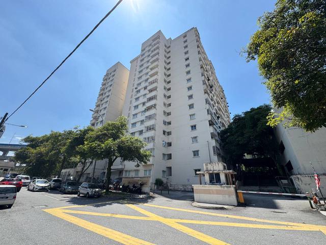 Apartment for Sale, 3 Bedroom, 750 sq.ft, Mandarina Court, Cheras ...