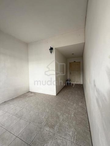 Condominium for Sale, 3 Bedroom, 1200 sq.ft, Grandview Condominium ...