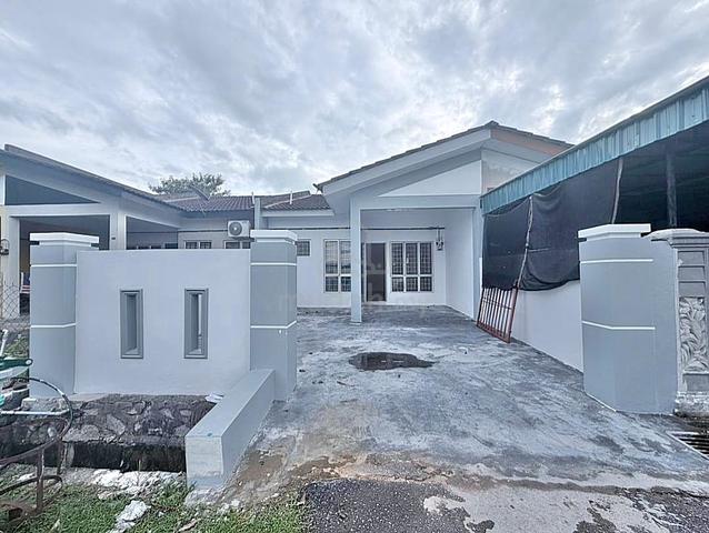 1-storey Terraced House for Sale, 3 Bedroom, 1615 sq.ft, Kuala Sungai ...