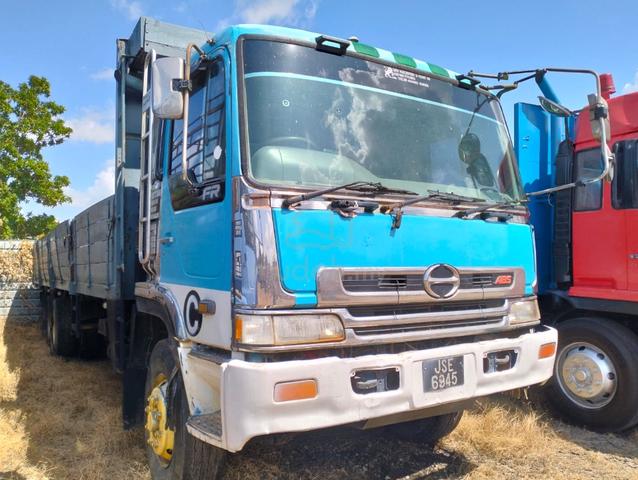 2017 Hino Cargo with Double Boogie (F17E Engine) - Commercial Vehicle ...