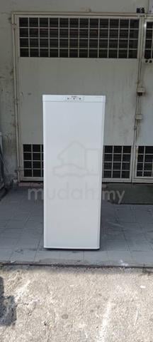 Jenama mitsubishi upright freezer 160L - Home Appliances & Kitchen for ...