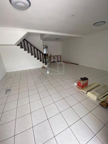 2-storey Terraced House for Rent, 4 Bedroom, 1400 sq.ft, Kuching ...