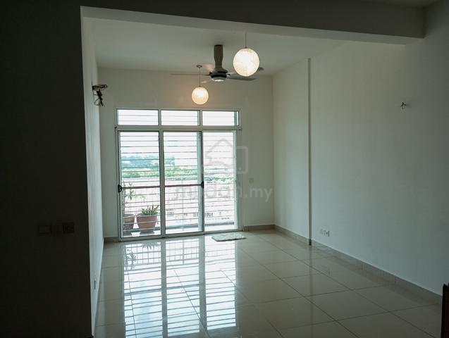 Condominium for Sale, 3 Bedroom, 1260 sq.ft, Reflections Condominium ...