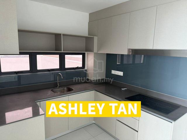 Service Residence for Sale, 4 Bedroom, 1044 sq.ft, Sinaran Residences ...