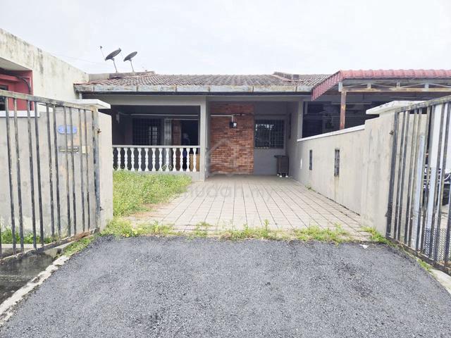 1-storey Terraced House for Sale, 3 Bedroom, 1776 sq.ft, Paroi, Negeri ...