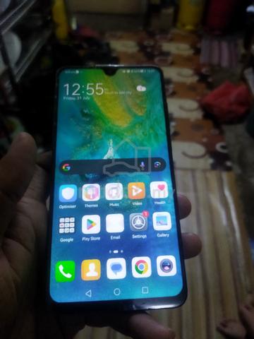 Huawei mate20 6/128 - Mobile Phones & Gadgets for sale in Layang Layang, Johor